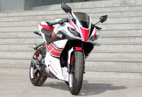 Visitor Phoenix R175 - môtô Trung Quốc tại Việt Nam