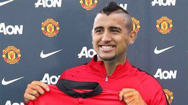 MU đàm phán ký Vidal, Chelsea mất gần 27 triệu bảng vì Conte