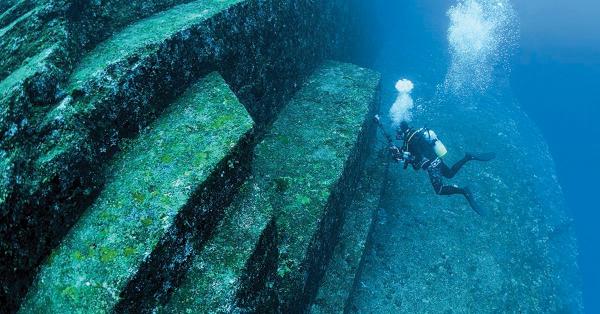 The mysterious 20,000-year-old giant pyramid under the Portuguese sea